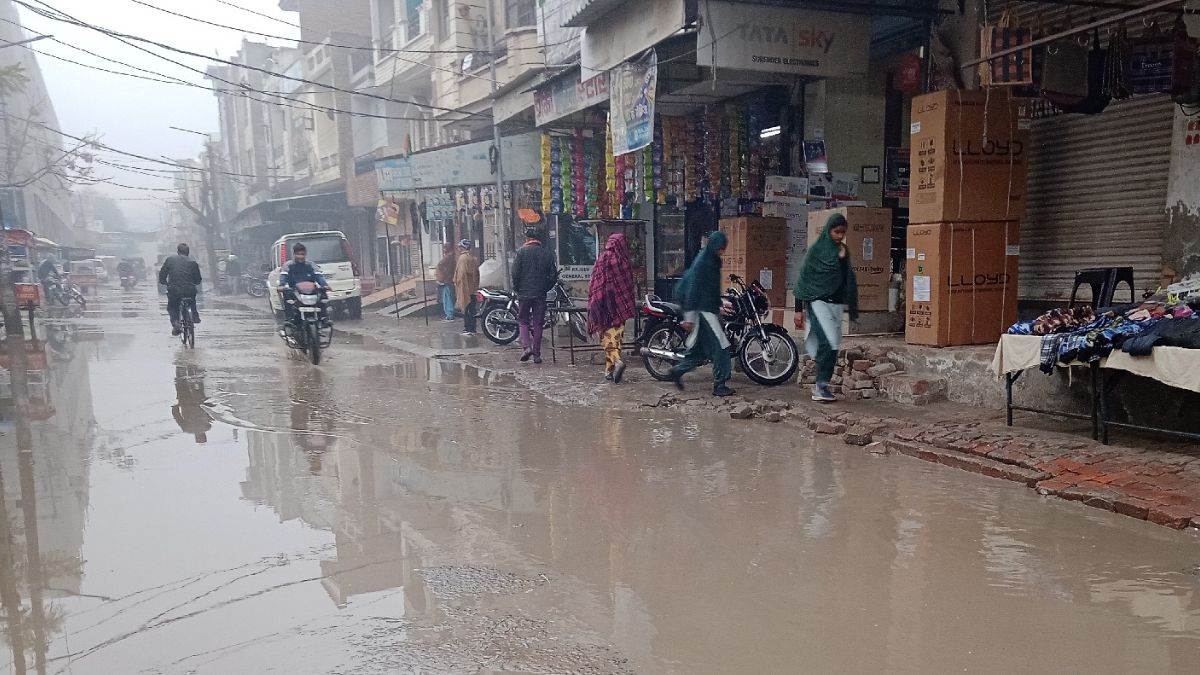 Fatehabad Weather: मौसम ने ली करवट, जाखल में 8 एमएम बरसात, आगामी 29 ...