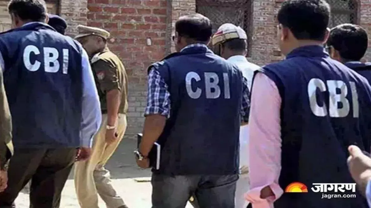 Patna News: पटना, रांची समेत 7 जगहों पर CBI का छापा, NHAI एमडी समेत 4 गिरफ्तार - CBI raids seven ...