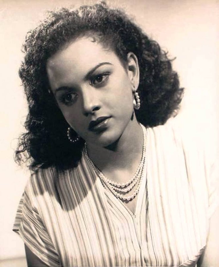 Bollywood First Item Girl: कौन थीं बॉलीवुड की पहली 'आइटम गर्ल' कुक्कू ...