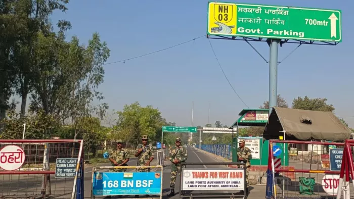 Attari Border Closed: अटारी बॉर्डर बंद! पाकिस्तान जाने वाले भारतीयों को ...