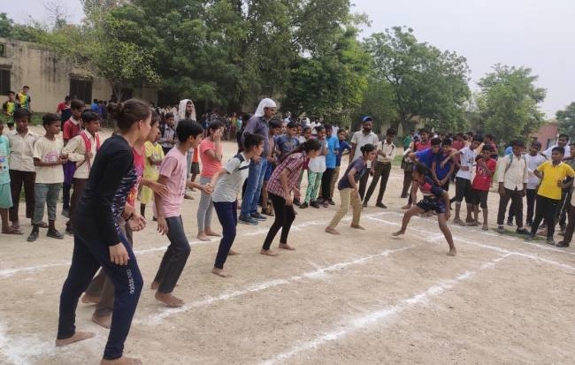 बास्केटबॉल में आइजी व हैंडबॉल में ज्ञानदीप स्कूल रहा प्रथम - IG school ...