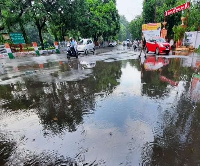 Meerut Weather Update: मेरठ में हल्‍की बारिश के बाद फिर निकली धूप ...
