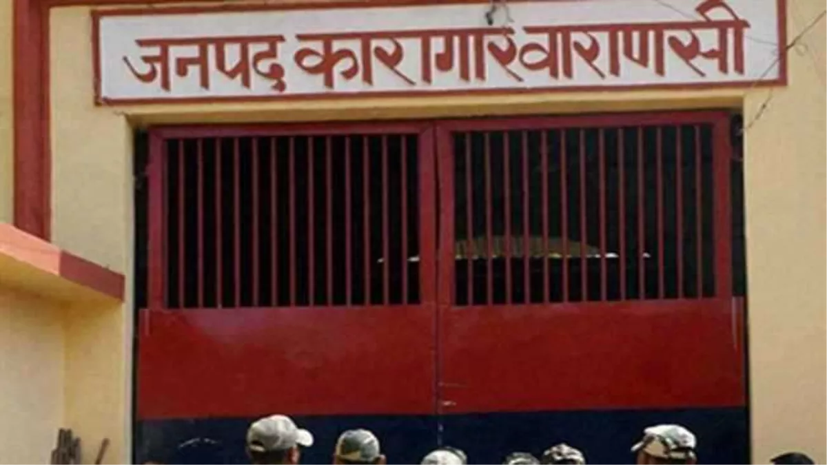 इटली की शिष्‍या से लाखों रुपये हड़पने के मामले में महाराज भरत गिरी को जेल भेजा गया, पढ़ें पूरा ...