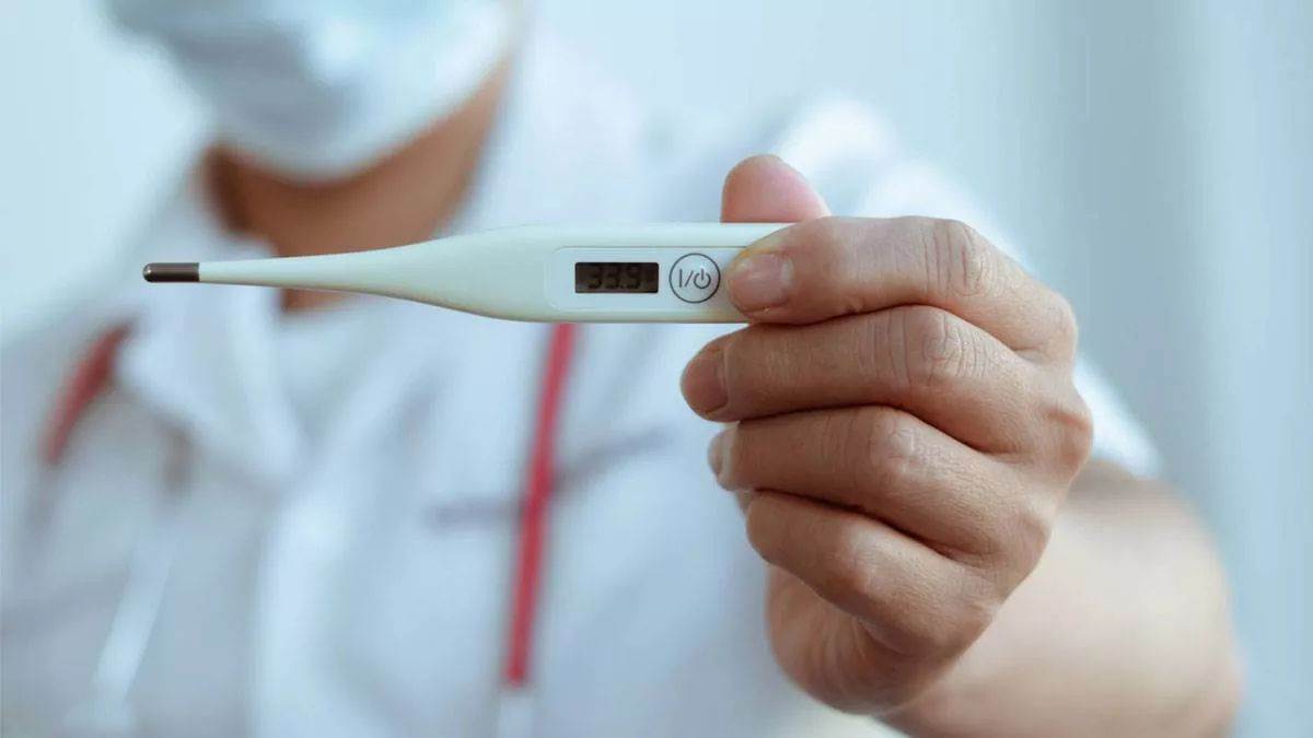 Viral Fever Alert: वायरल फीवर ने बदला स्वरूप, एक-दो दिन में ही मरीज की ...