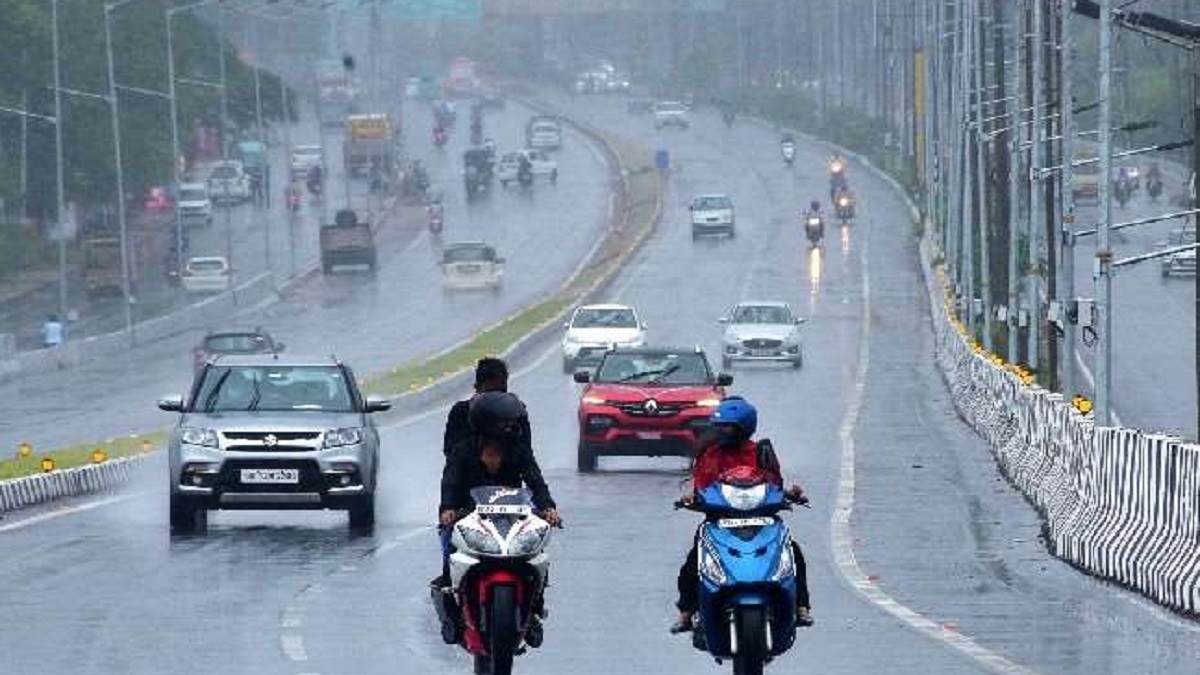 UP Weather: यूपी के 30 से अध‍िक शहरों में झमाझम बार‍िश का अलर्ट, कई ज ...