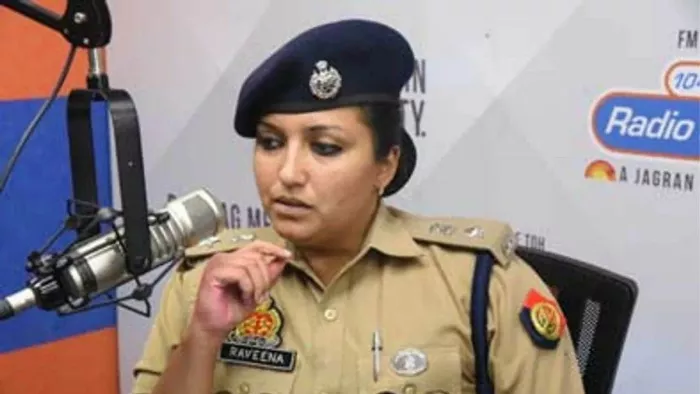 IPS Transfer: UP में दो आइपीएस अफसरों के तबादले, कानपुर की DCP रवीना ...