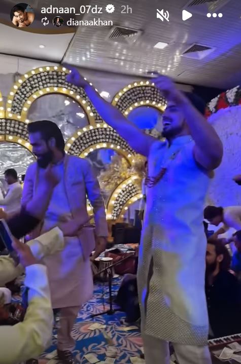 Adnaan Shaikh ने संगीत सेरेमनी में दुल्हन के साथ ली शानदार एंट्री, Bigg ...