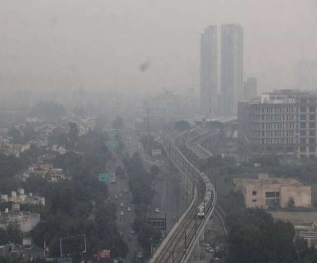 Noida Air Pollution News वायु प्रदूषण से नोएडा का हाल भी बेहाल सांस के ...