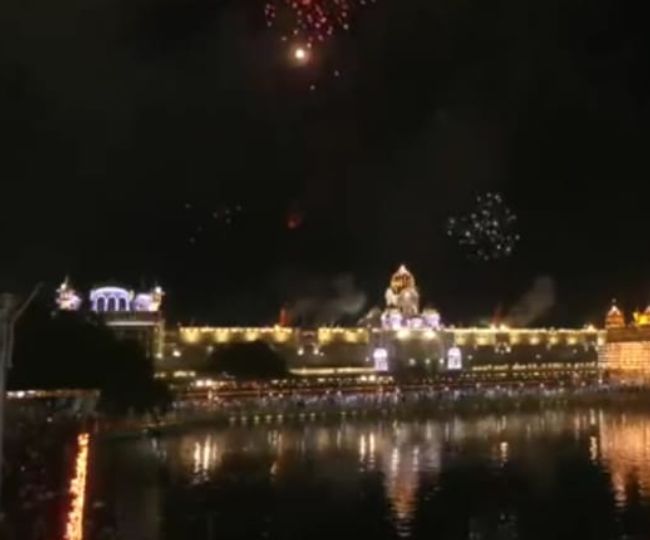 Video Diwali 2022: रोशनी से जगमगाया पंजाब , स्‍वर्ण मंदिर सा‍हिब में ...