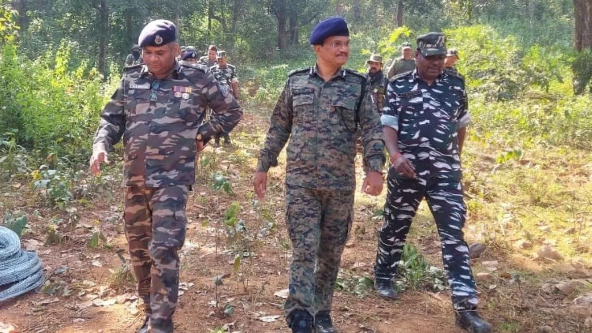 झारखंड: बूढ़ा पहाड़ के बाद अब सारंडा व पोड़ाहाट का जंगल भी नक्सलियों से ...