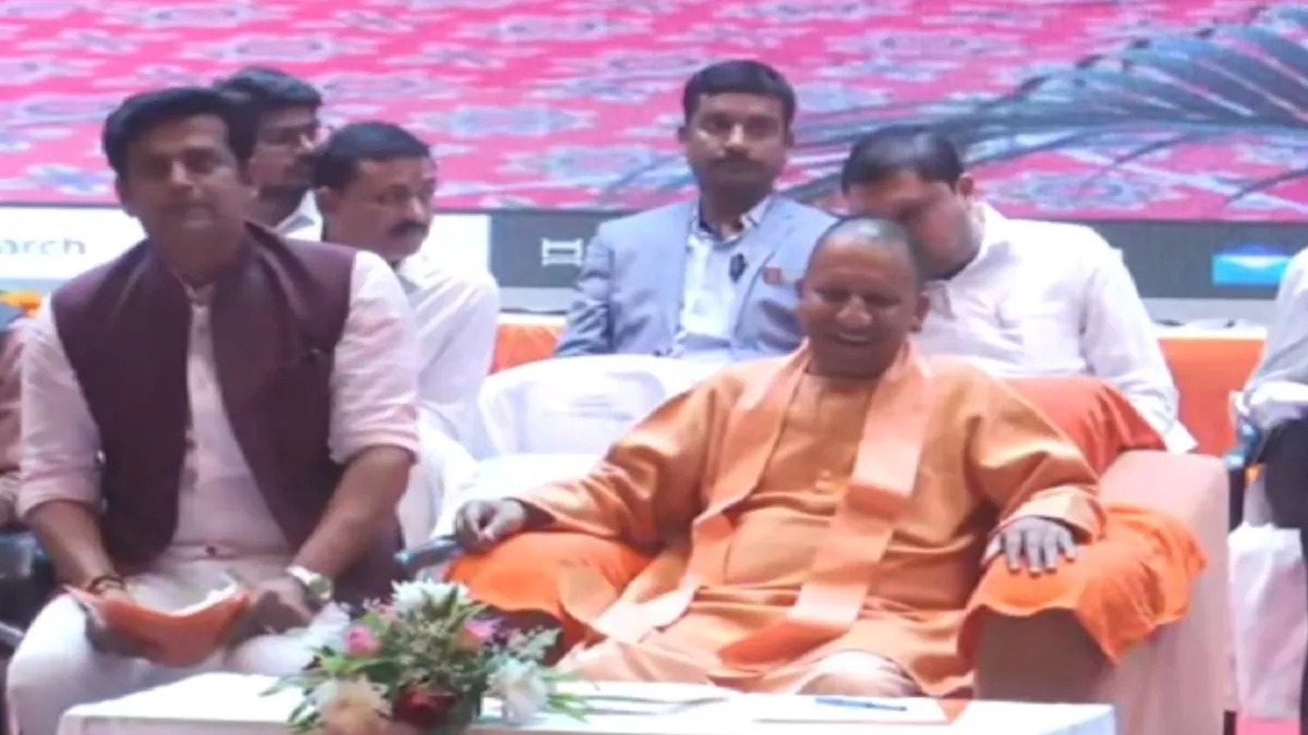 Cm Yogi In Gorakhpur गोरखपुर में Cm योगी ने 175 करोड़ की परियोजनाओं का