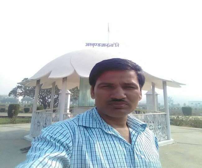 Sub Inspector Murder Agra: आगरा में दारोगा के हत्यारोपित पर 50 हजार ... Sub Inspector Murder Agra: आगरा में दारोगा के हत्यारोपित पर 50 हजार ...