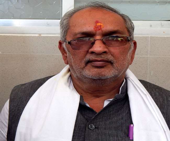 पूर्व विधायक मनोज यादव बोले, दूसरों के लिए हीरो बनना असली पहलवानी Koderma News - Barhi Former ...