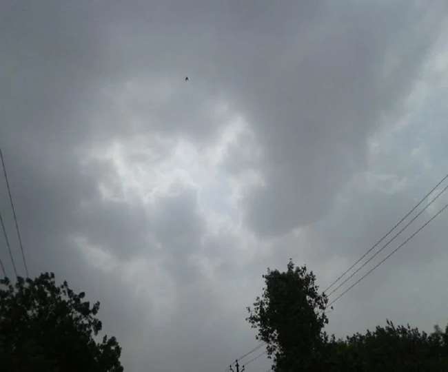 Dhanbad Weather Forecast: समय पर आकर रूठ गया मानसून, झमाझम बारिश के लिए ...