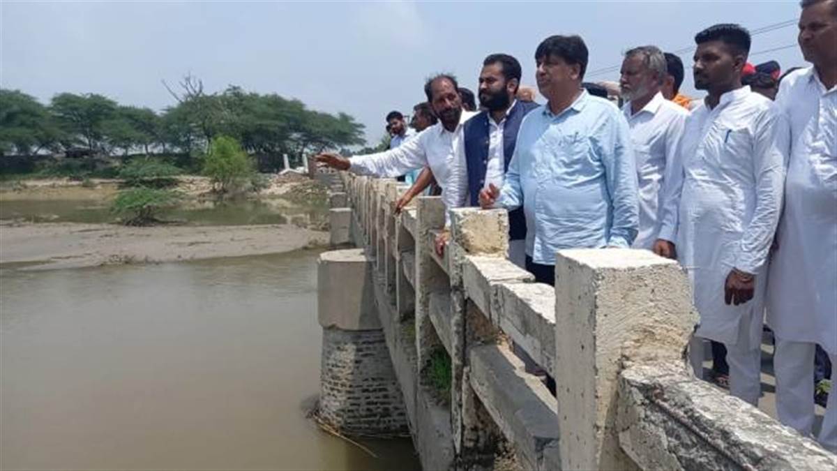 मंत्री साहब सानूं हर वार पैंदी ए सतलुज दी मार - People tell water ...