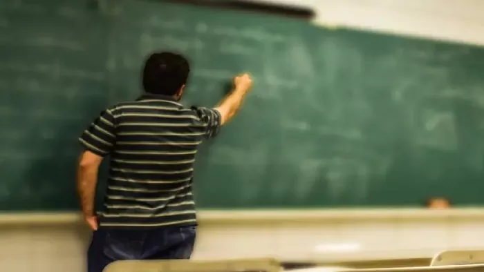 UP: इंटर कालेजों में हर प्रवक्ता को 5 व सहायक अध्यापकों को रोज 6 पीरियड ...