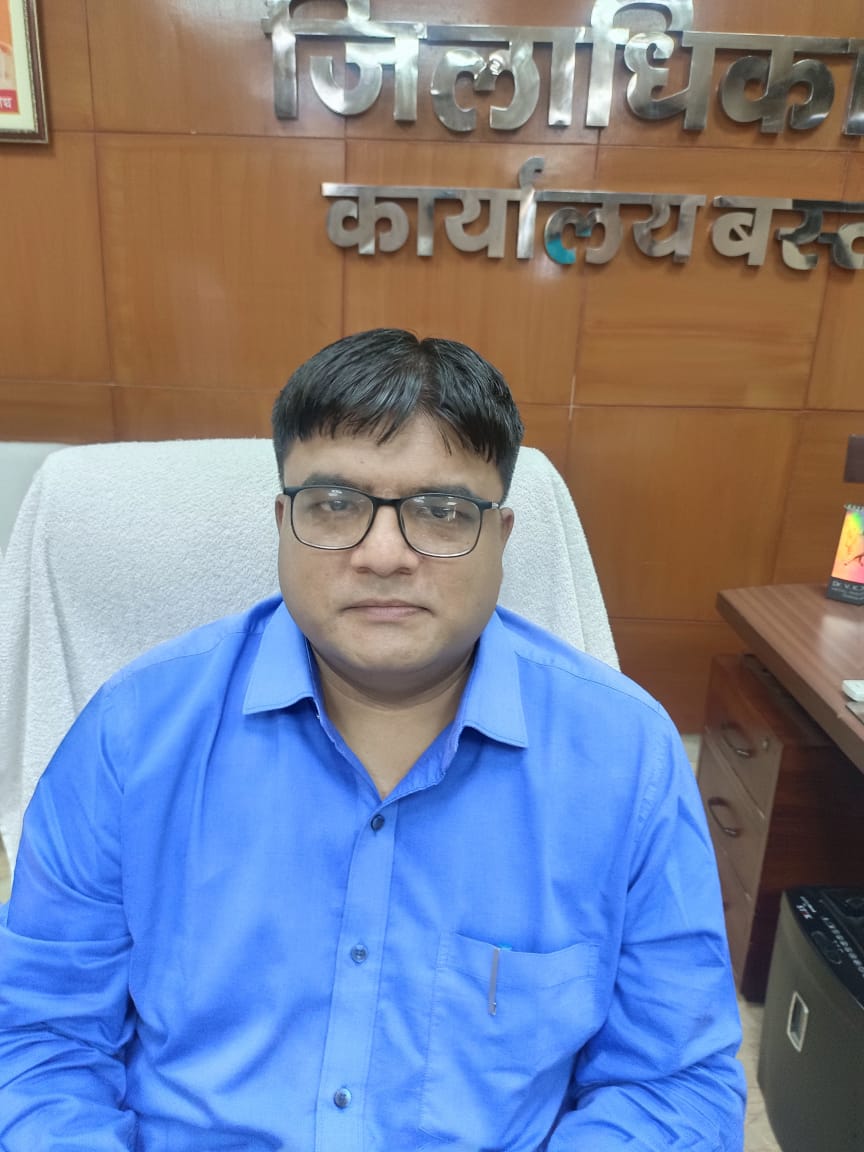 IAS अन्द्रा वामसी ने बदल दी तारीख पर तारीख की प्रवृत्ति; सात माह में 70 ...
