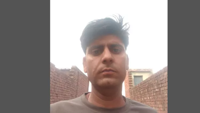 Aligarh Accident: सड़क दुर्घटना में बाइक सवार दूधिया की मौत, अज्ञात ...