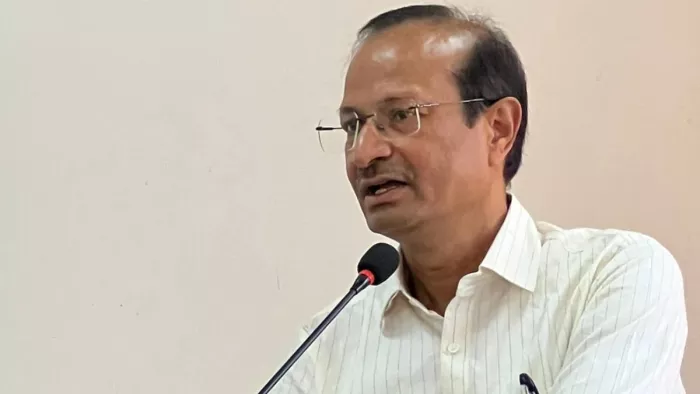 महाराष्ट्र चुनाव के गलत डेटा मामले में संजय कुमार को राहत, सुप्रीम ...