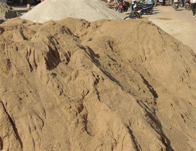 अक्टूबर से पूर्वांचल की मंडियों में पहुंचने लगेगा सोनभद्र का बालू ...