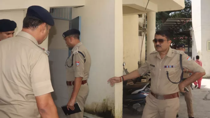 Uttarakhand News: दून अस्पताल में अचानक पहुंच गए एसएसपी अजय कुमार सिंह, मच गई खलबली; CCTV की ...