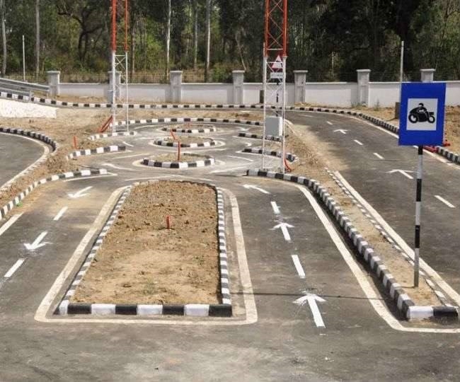 आटोमेटिक ड्राइविग टेस्ट ट्रैक का बाकी इंतजार