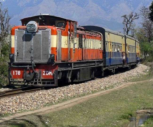 44 साल बाद पहाड़ पर नए इंजन से दौड़ेगी रेल, इसी सप्‍ताह ताकतवर डीजल ...