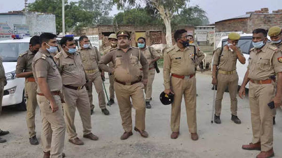 Police Commissionerate In UP: तीनों नई कमिश्नरेट में पांच-पांच आइपीएस ...