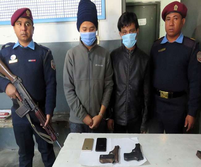रक्‍सौल में नेपाल पुलिस ने एक भारतीय बाइक के साथ चार युवकों को पिस्टल ...