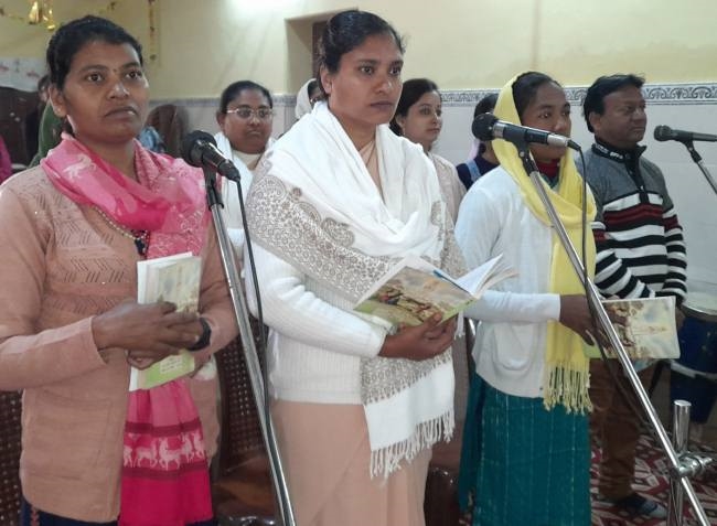 धूमधाम के साथ मना प्रभु ईशा मसीह का जन्मदिन - Birthday of Lord Isha ...