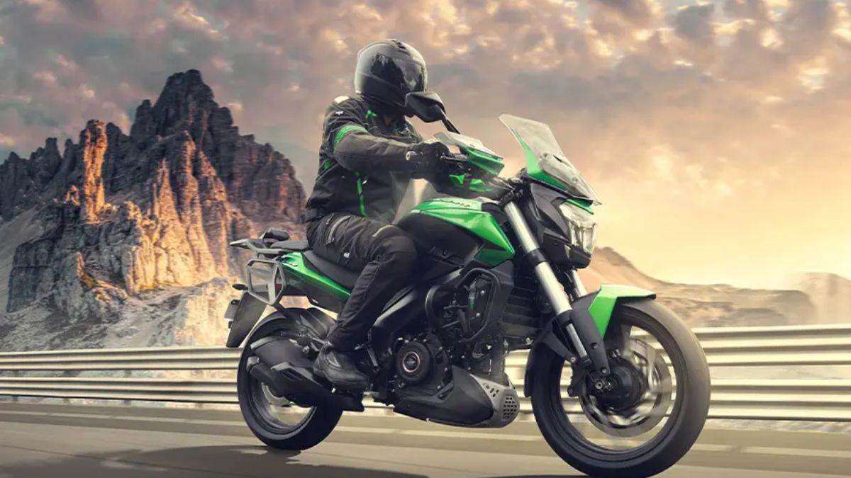 Bajaj Dominar 400 बाइक पर मिल रहा तगड़ा ऑफर, 25 हजार रुपये तक की भारी ...