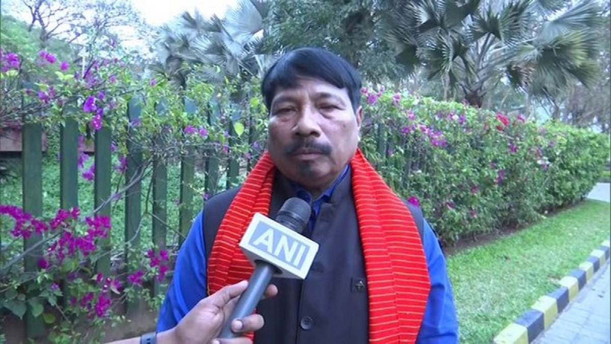 असम के मंत्री ने राहुल गांधी की बौद्धिक क्षमता पर उठाए सवाल, 'संसद ...