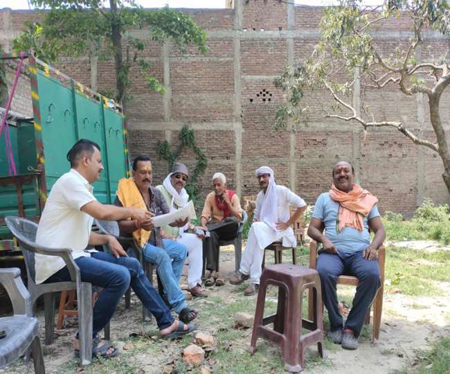 ग्रामीणों का संगठन की शक्ति में भरोसा, गांव बचाने के लिए श्रमदान से ...