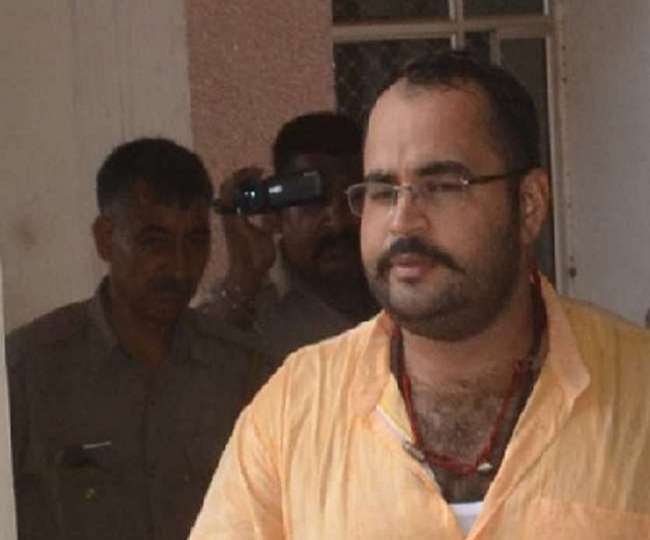 परमवीर हत्याकांड : कुख्यात सुनील राठी के ममेरे भाई के मकान का सामान ...