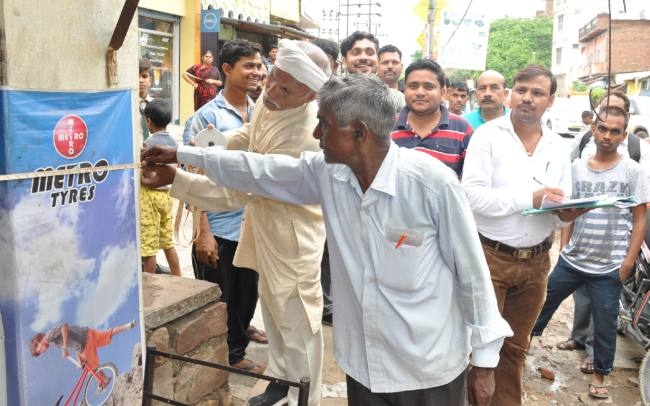 सड़क का चिह्नांकन पूरा डीएम को अब देंगे रिपोर्ट