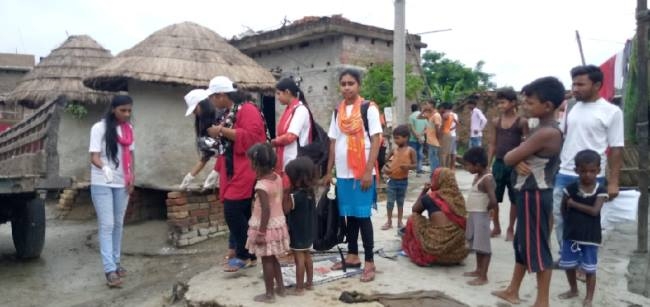 सामाजिक सरोकार से जुड़े कार्यो को अंजाम दे रहे विद्यार्थी