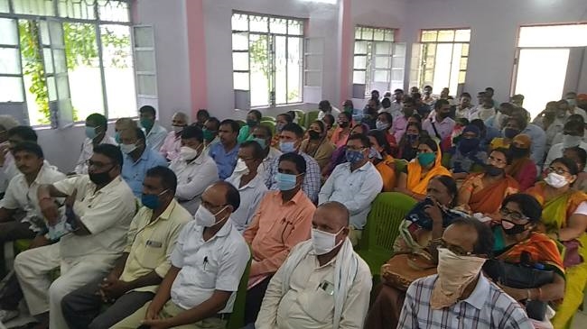 नोखा बीडीओ ने पंचायत चुनाव को ले की बैठक - Nokha BDO held a meeting for ...