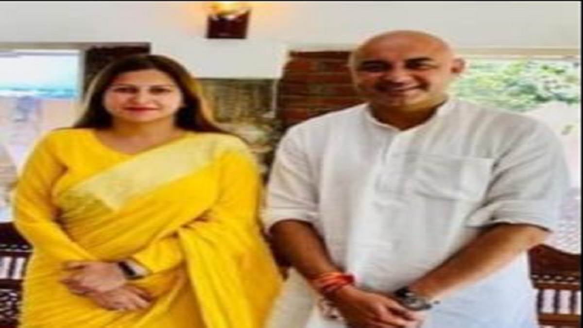 विधानसभा चुनाव से पहले हुई थी सोनाली फोगाट और सुधीर सांगवान की मुलाकात ...