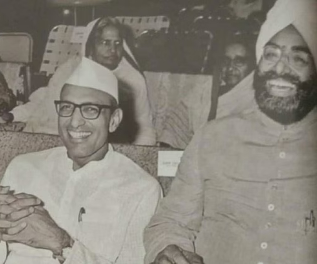 सादगी भरा जीवन...इंदिरा गांधी के खास, 3 बार संभाला मुख्यमंत्री का पद ...