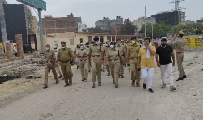 ऑपरेशन प्रहार के तहत खोड़ा में चला सर्च ऑपरेशन, 27 संदिग्ध हिरासत में