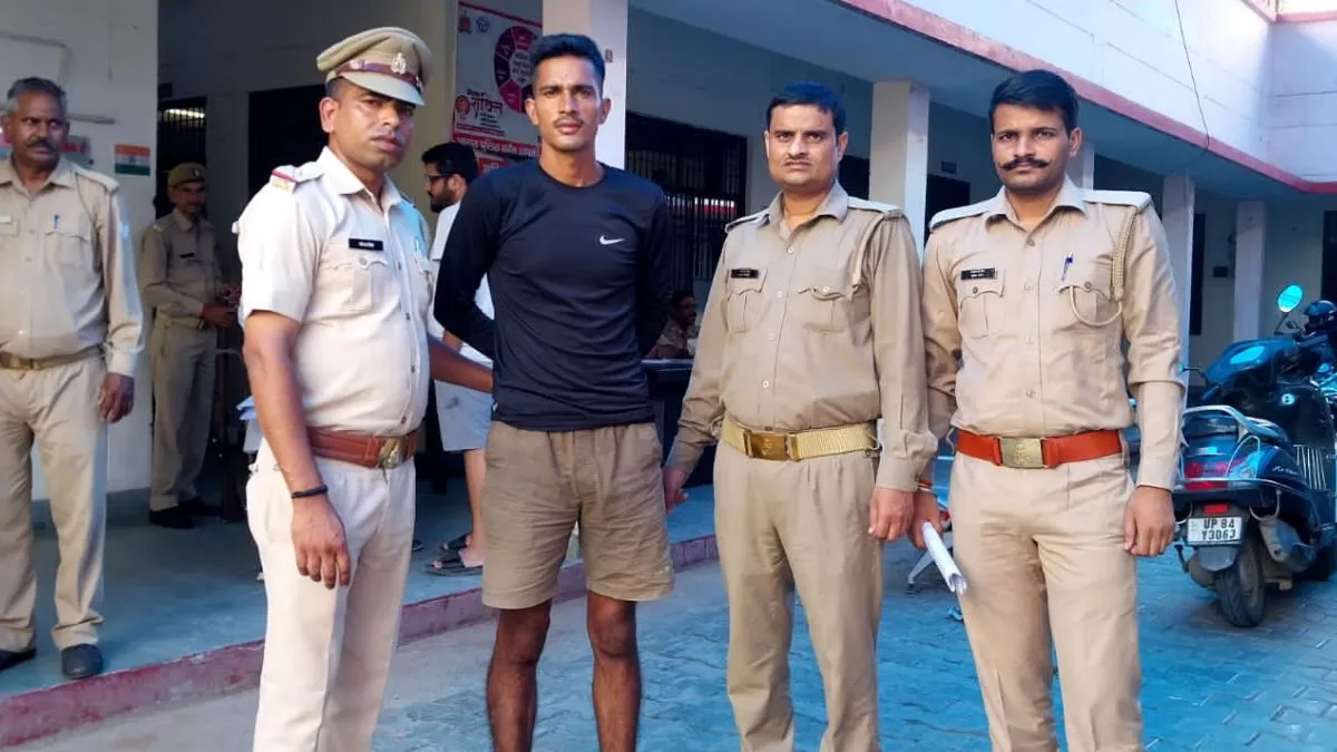 Agniveer Bharti 2022: पकड़ा गया फ़र्ज़ी अभ्यर्थी, दो बार की भर्ती होने ... Agniveer Bharti 2022: पकड़ा गया फ़र्ज़ी अभ्यर्थी, दो बार की भर्ती होने ...