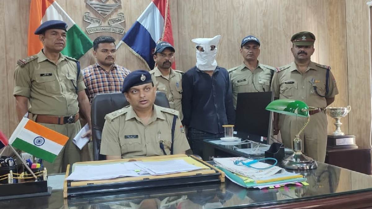 अल्मोड़ा कोर्ट में पेशी के दौरान भागे अभियुक्त को पुलिस ने चंडीगढ़ से ...