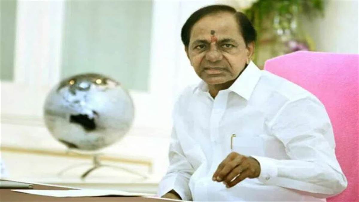 सीएम केसीआर ने चित्याला ऐलम्मा को किया याद, कहा- उनकी बहादुरी आज की ...