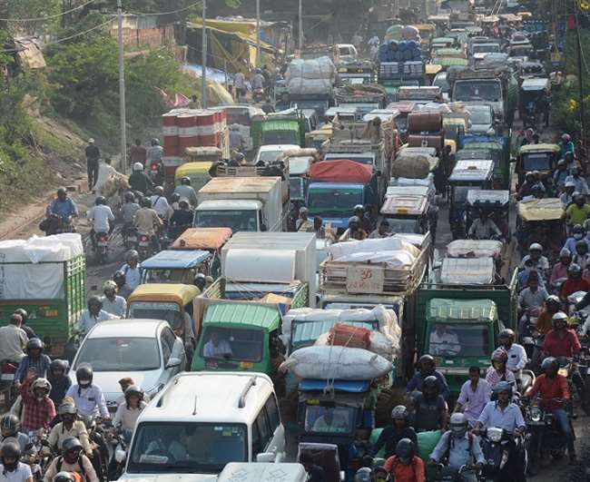 आइआइटी सुधारेगा कानपुर की बेढंगी चाल, चार चौराहों पर एडेप्टिव ट्रैफिक कंट्रोल सिस्टम से होगी ...