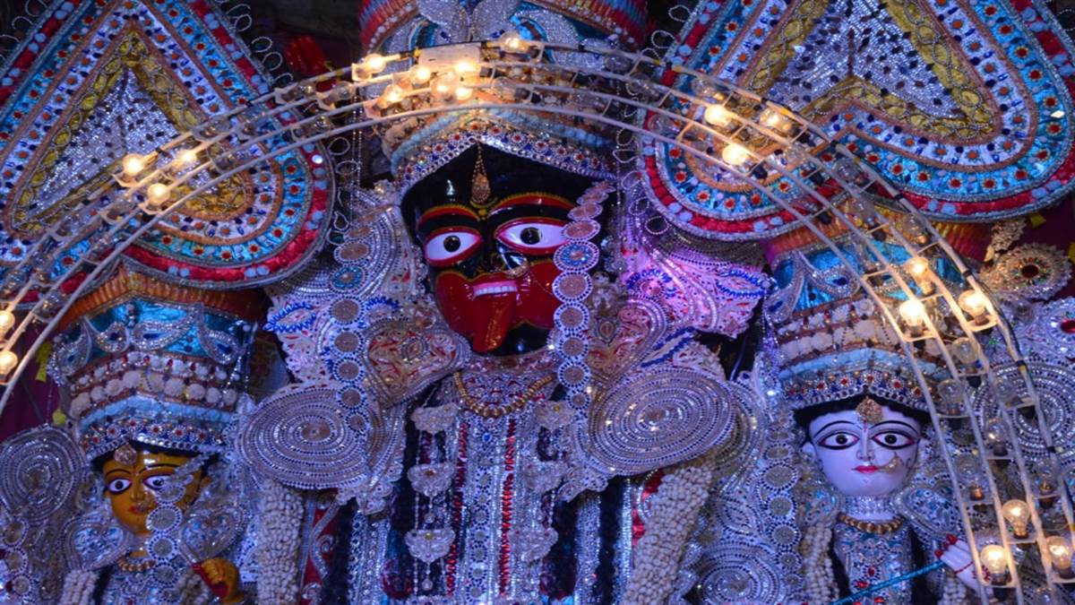 Maa Kali Photo : भागलपुर शहरी क्षेत्र में वेदी पर स्थापित हुईं 110 ...