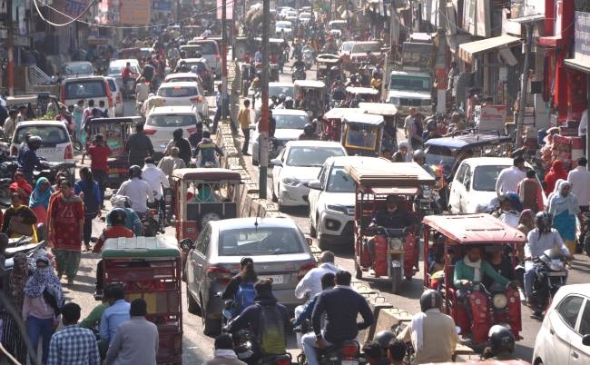 जाम का कारण बन रही ई-रिक्शा, कसेगा शिकंजा - jam praoblem in shamli city ...