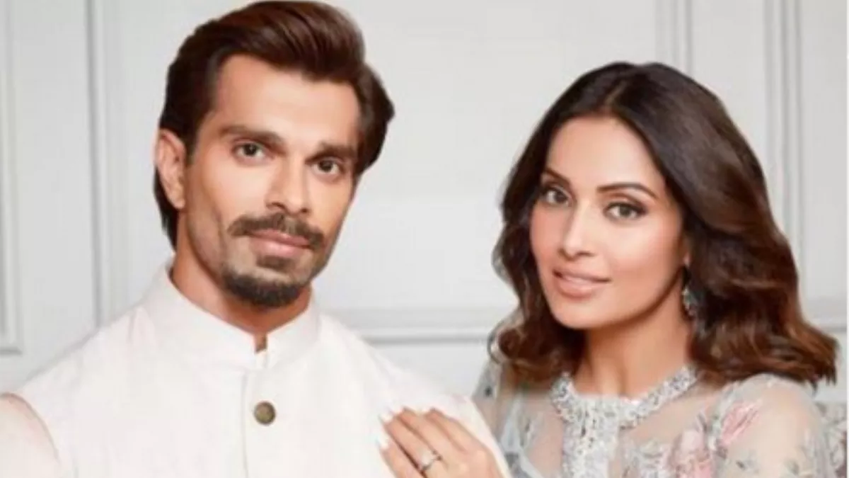 Bipasha Basu ने दिखाई बेटी देवी की पहली झलक, पापा करण की गोद में खेलती ...