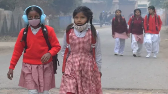 Agra Weather Updates: सुबह की धूप लग रही सुहानी, आगरा के तापमान में ...
