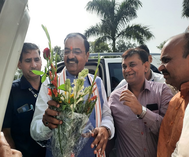 खतौली में ओबीसी वोटों की पिच पर भाजपा का मास्टर स्ट्रोक, वोटों को मथकर ...