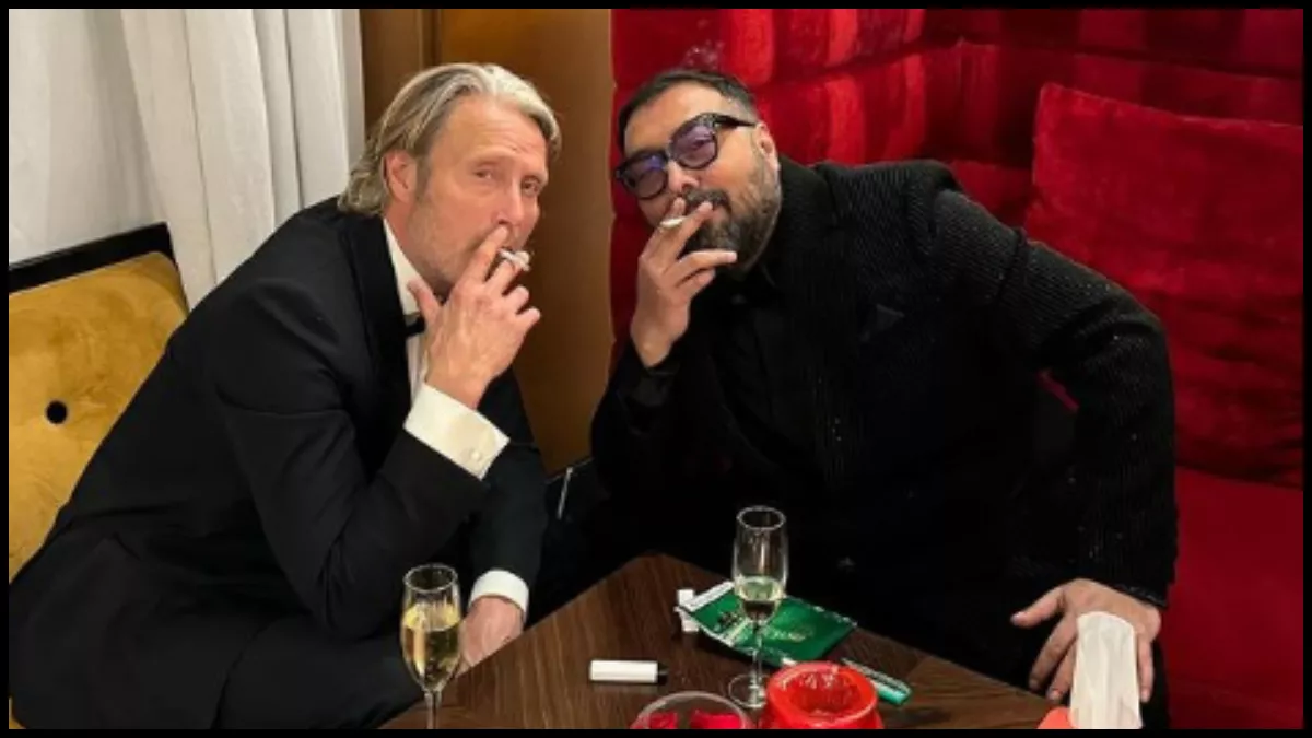 Anurag Kashyap ने Mads Mikkelsen संग दिए शानदार पोज, फोटोज देख फैंस ने ... Anurag Kashyap ने Mads Mikkelsen संग दिए शानदार पोज, फोटोज देख फैंस ने ...